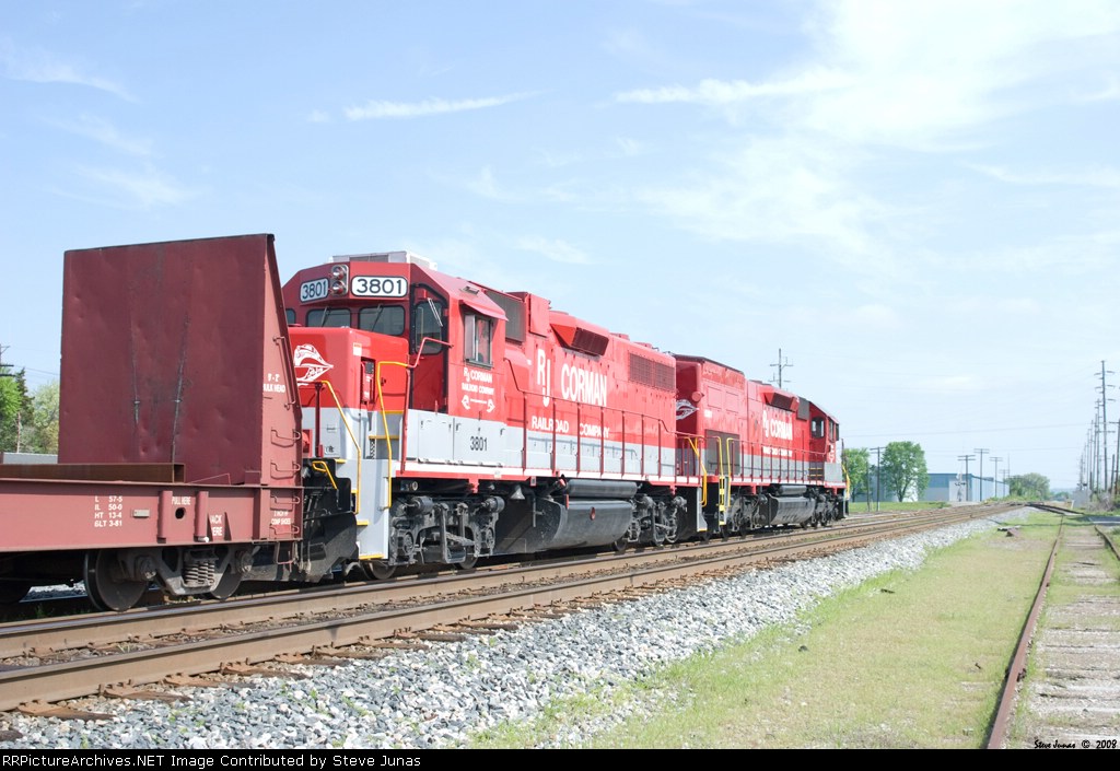 RJCC 5361,3801 K562 waits for the re-crew to arrive